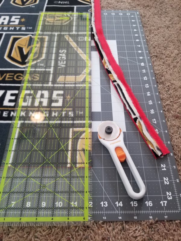 VGK No Sew Fleece Blanket Tutorial!