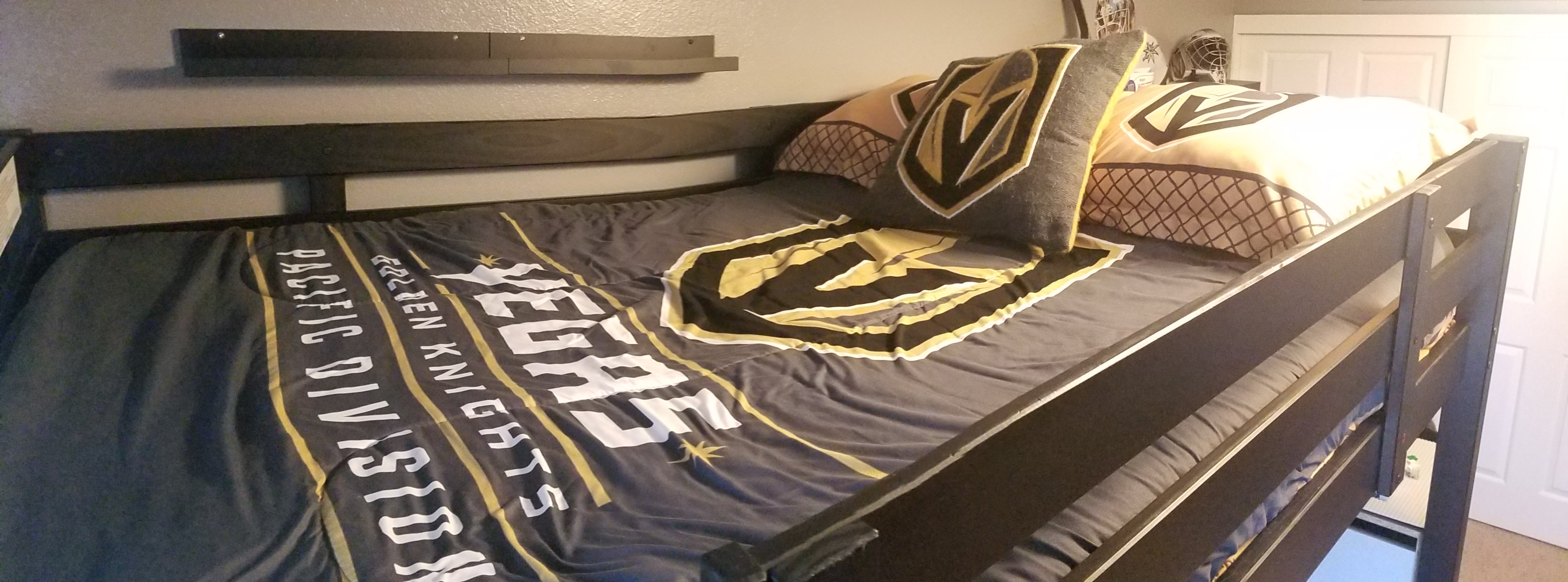 Easy DIY VGK Wall Art﻿